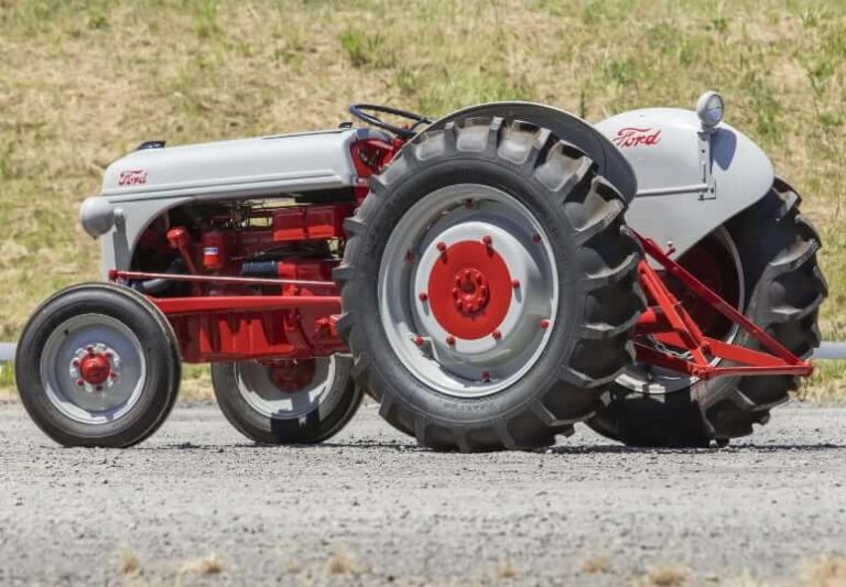 Ford 9N Tractor Specs, Horsepower, Weight & Dimensions - CodeReady