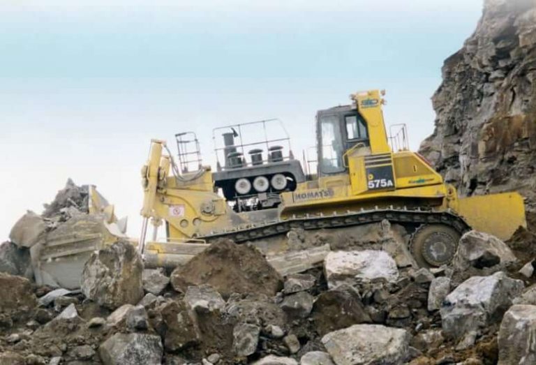Komatsu D575A-3 SD Super Dozer Specs, Weight & Dimensions - CodeReady