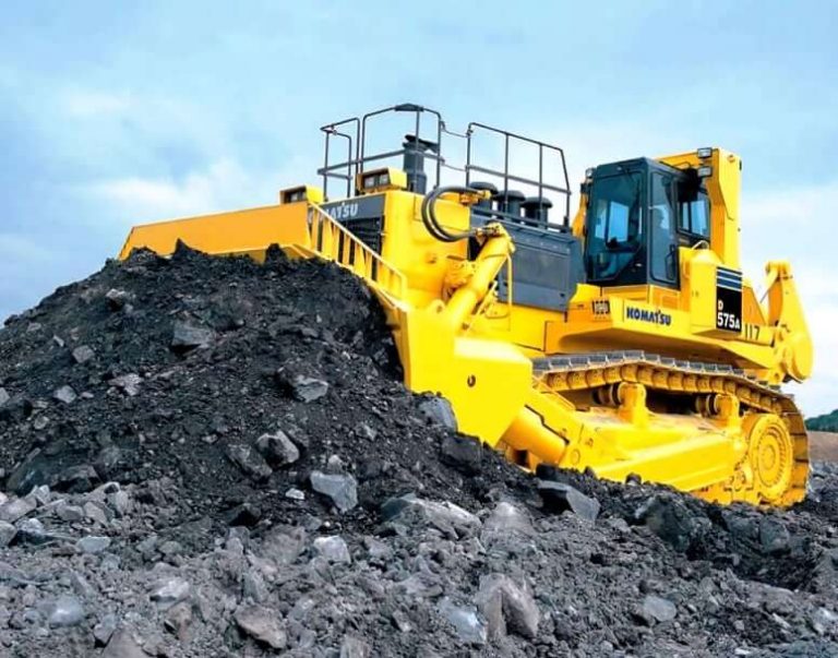 Top 10 Big Bulldozers: World's Largest Dozers 2025 | CodeReady