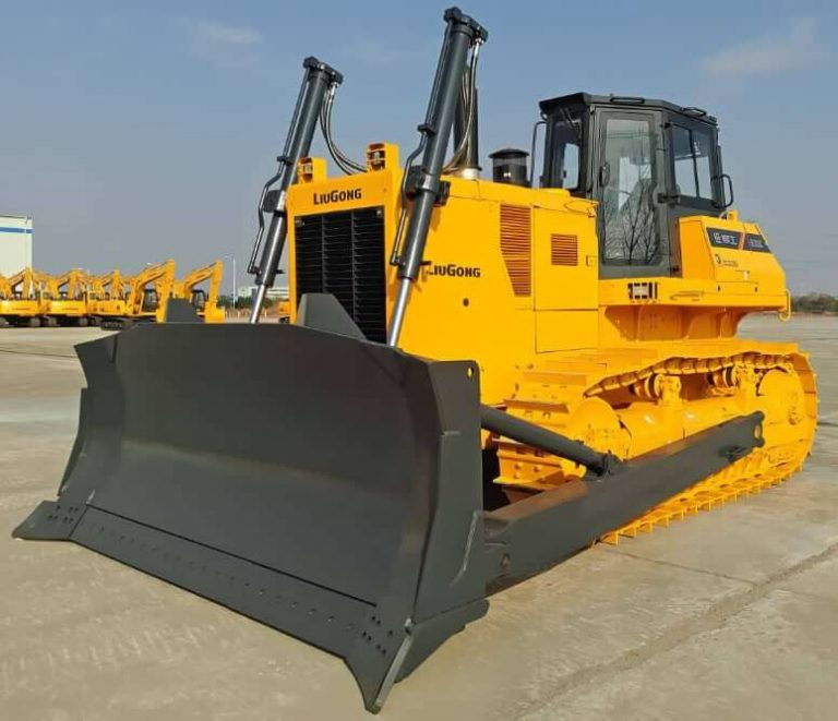 Top 10 Big Bulldozers: World's Largest Dozers 2025 | CodeReady