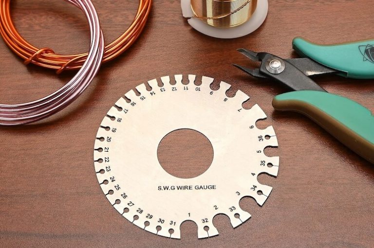 Wire Gauge Size Charts: AWG (American Wire Gauge), SWG (British ...